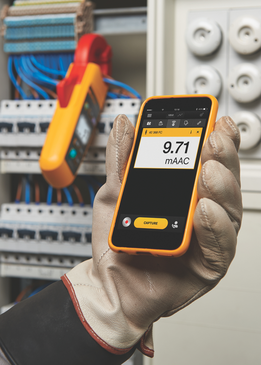 Leakage Current Clamps Fluke® 368 FC and 369 FC